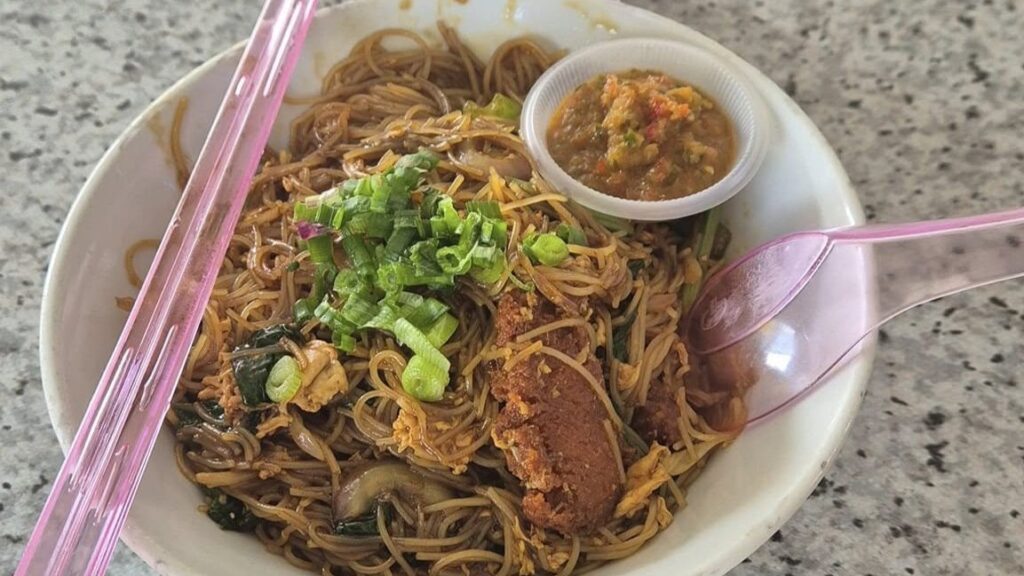 8 Best Hokkien Mee In SG That Every Girl Must Visit (2025)