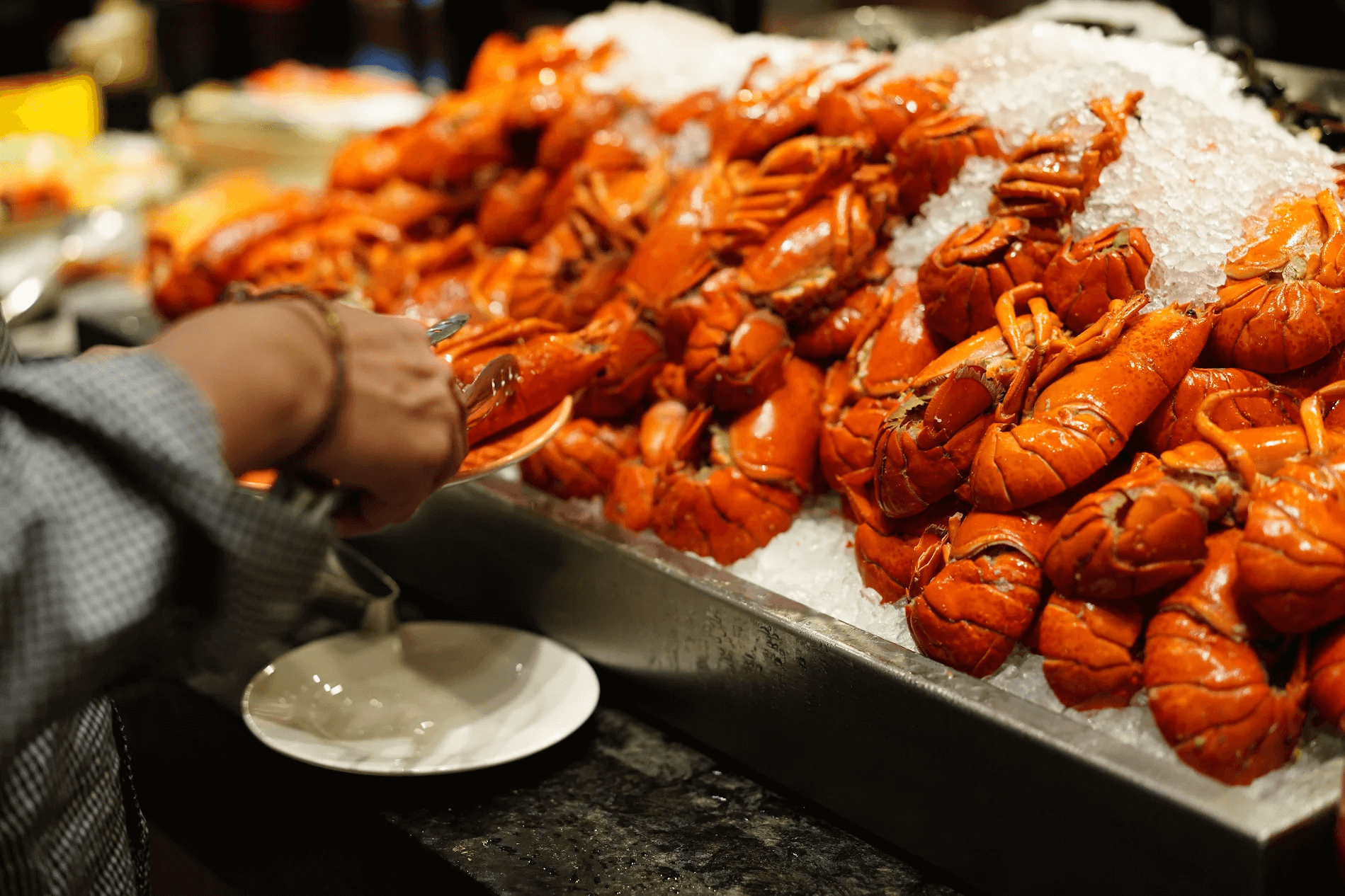 8 Best Lobster Buffets In Singapore For Girls’ Feast (2025)